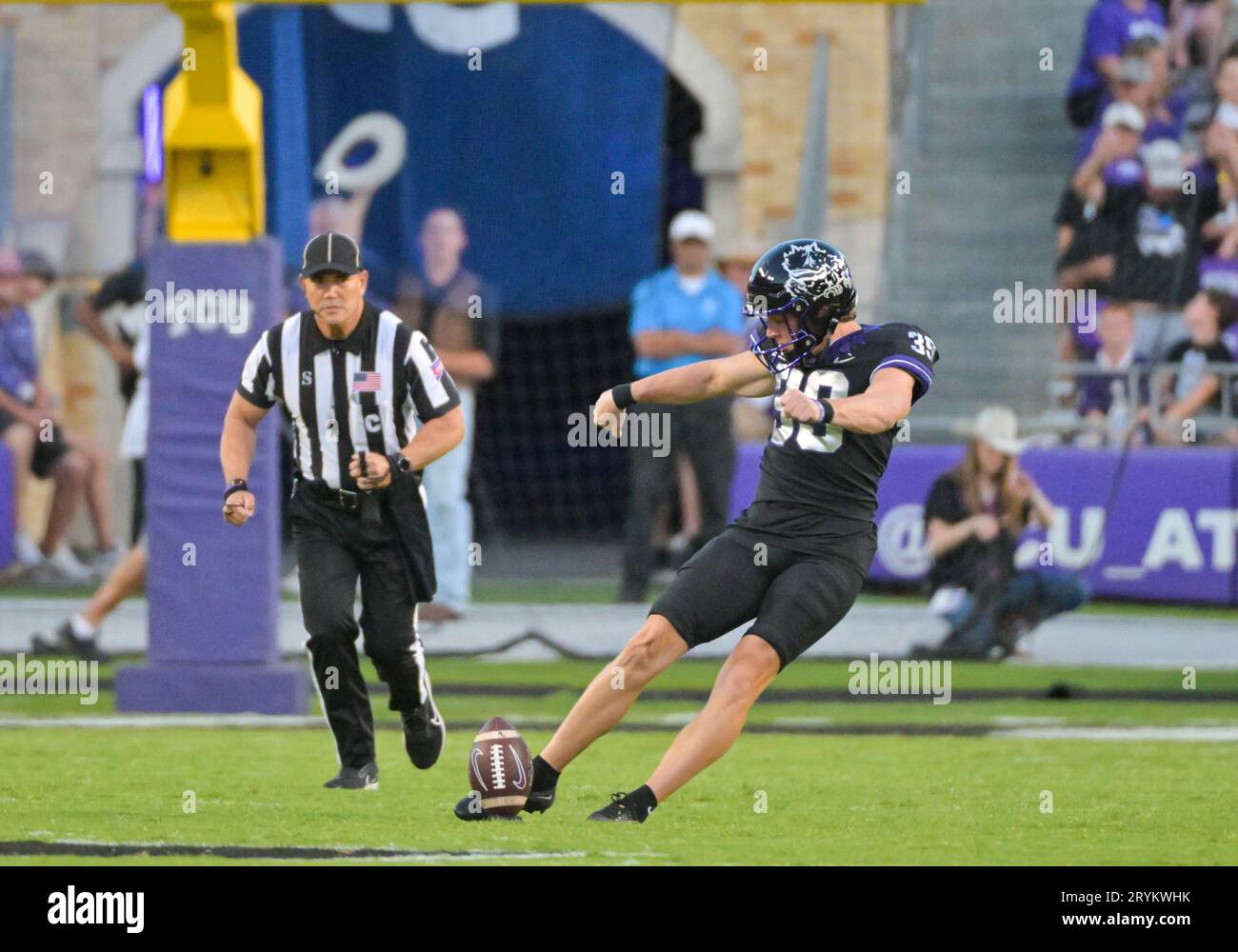 West virginia vs tcu hi-res stock photography and images - Alamy
