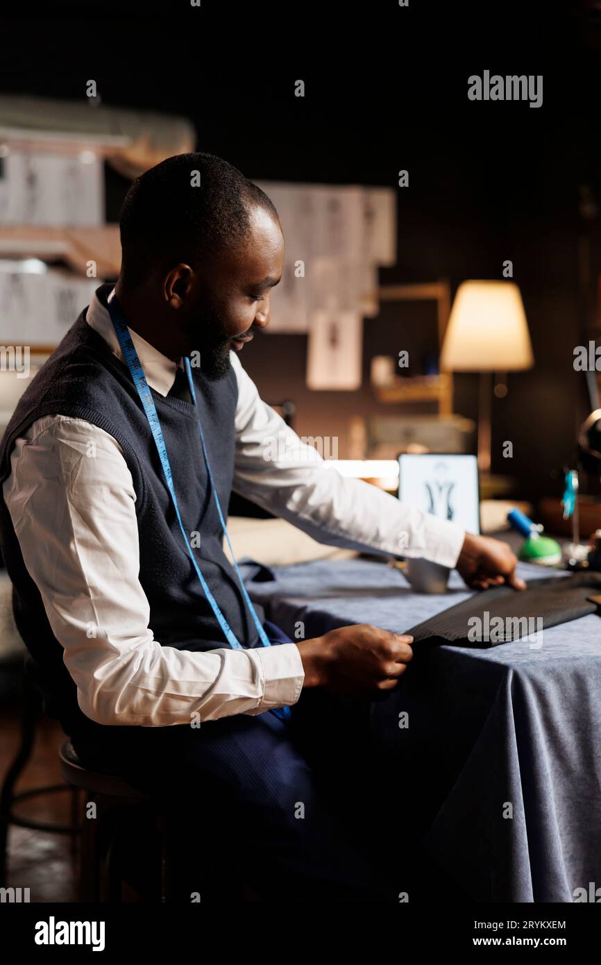 Stiching machine hi-res stock photography and images - Alamy