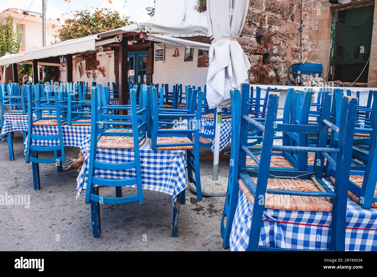 Typical greek tavern restaurant in hi-res stock photography and images ...
