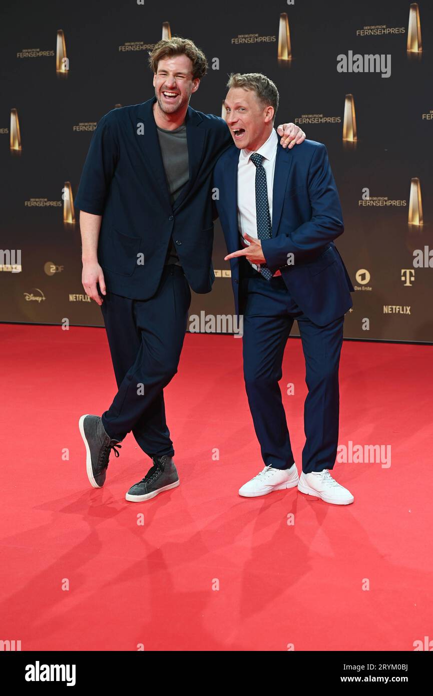 Schauspieler Luke Mockridge und Olver Pocher, l-r, kommt zur Gala und ...