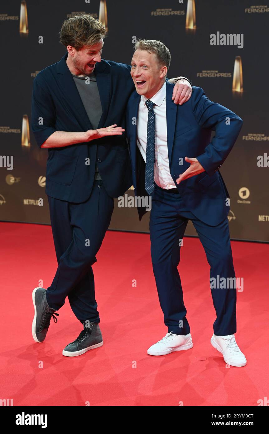 Schauspieler Luke Mockridge und Olver Pocher, l-r, kommt zur Gala und ...