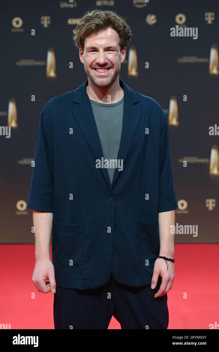 Schauspieler Luke Mockridge kommt zur Gala und Verleihung des Deutschen ...