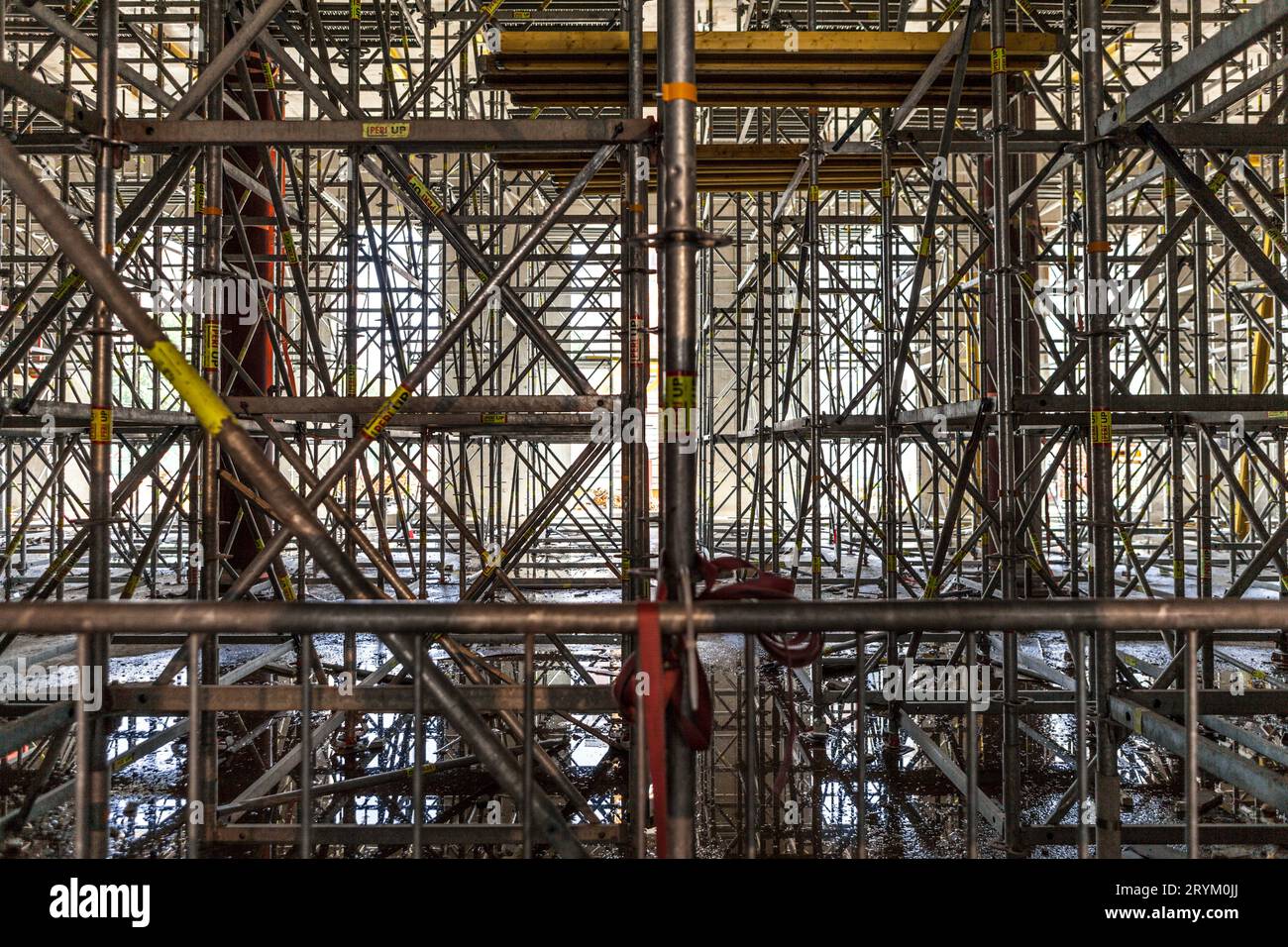 Scaffolding inside hi-res stock photography and images - Alamy