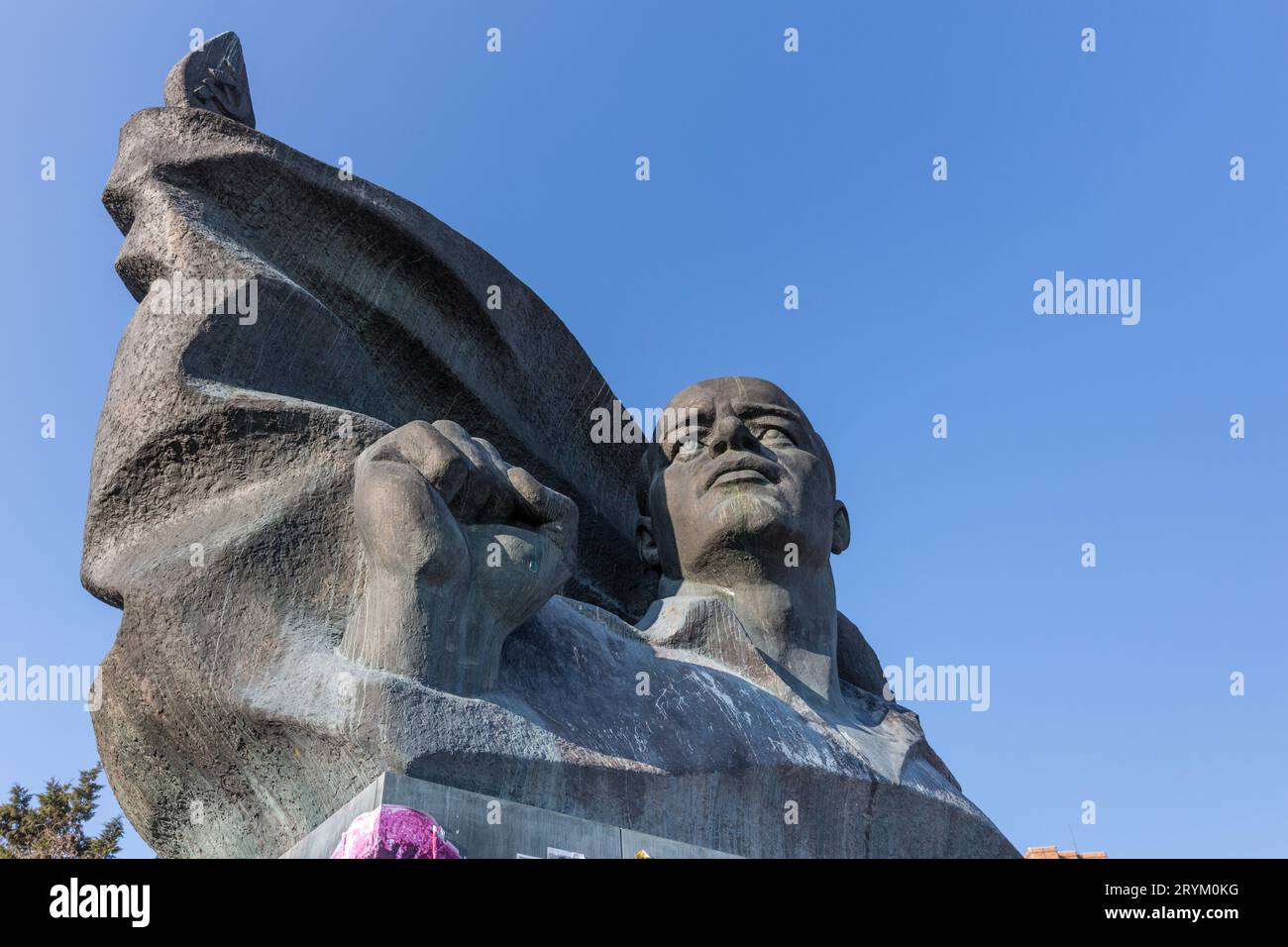 Ernst-Thälmann-Denkmal (Monument), Prenzlauerberg district, Berlin ...