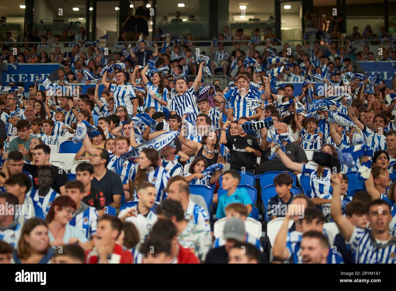 Real sociedad reale arena fans hi-res stock photography and images - Alamy