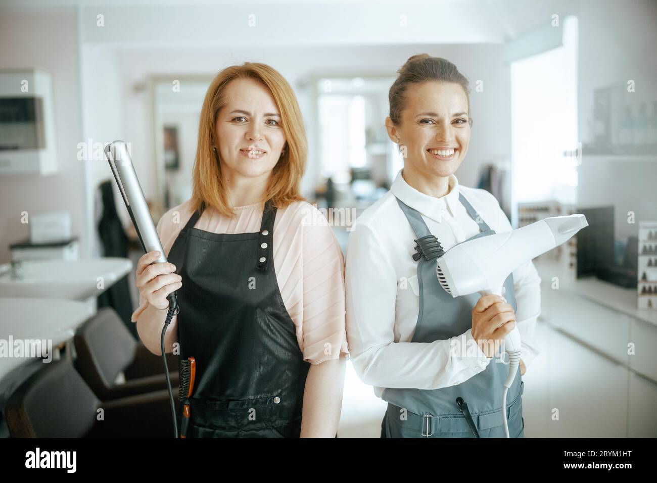 Beauty workers hi-res stock photography and images - Alamy