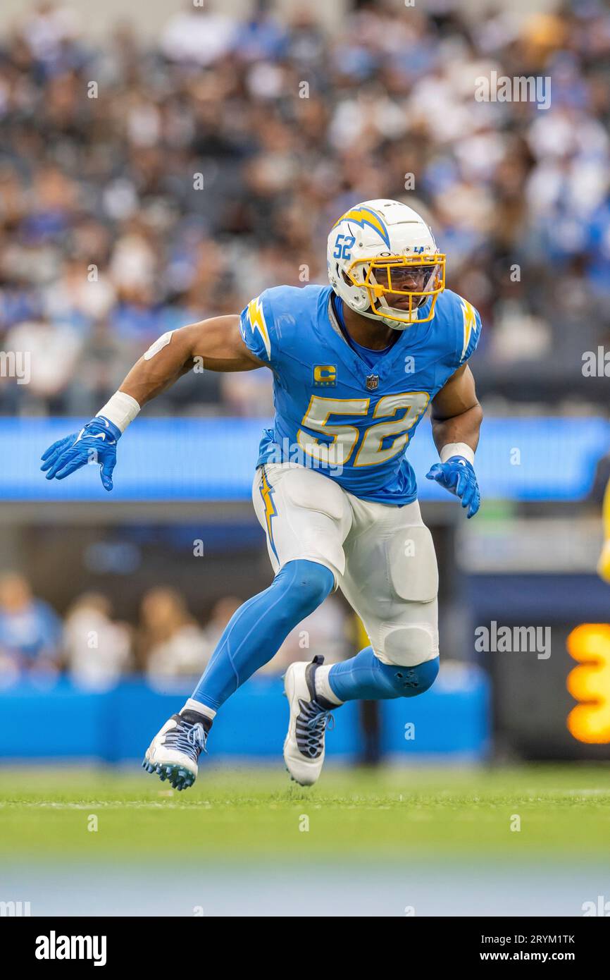 Los Angeles Chargers linebacker Khallil Mack (52) against the Las Vegas ...