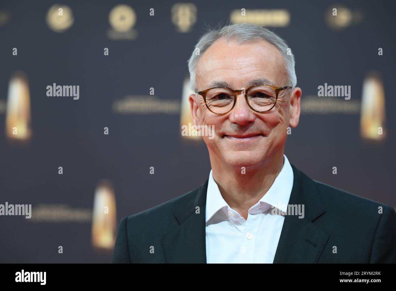 Journalist und RTL Korrespondent Rainer Munz kommt zur Gala und ...