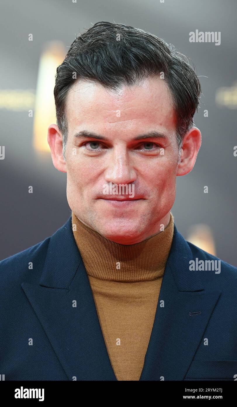 Schauspieler Torben Liebrecht kommt zur Gala und Verleihung des ...