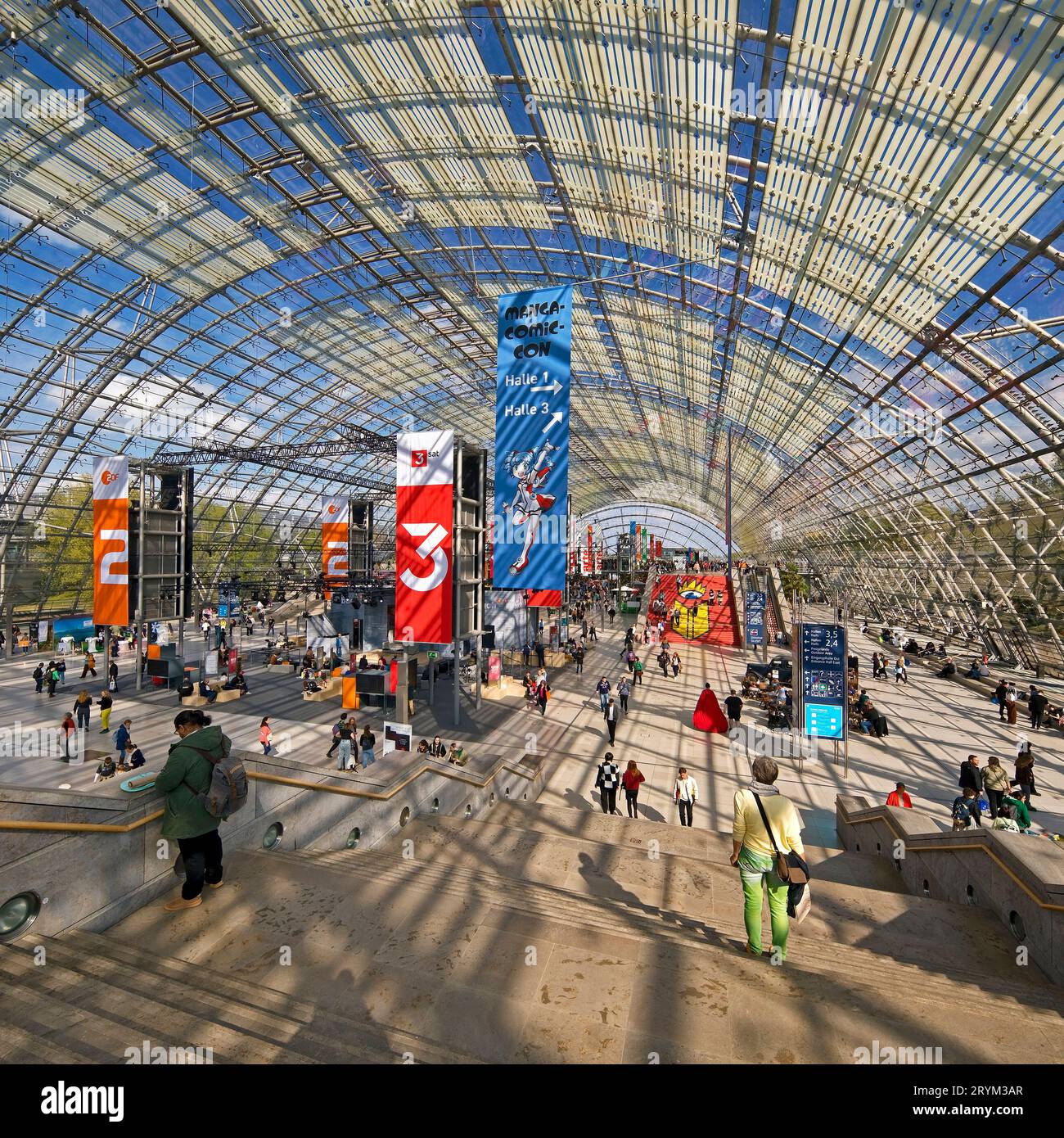 Buchmesse in der Glashalle der Leipziger Messe, Neue Messe, Leipzig ...