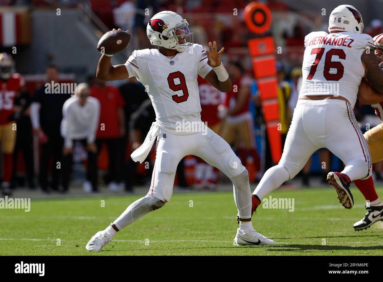 Arizona Cardinals quarterback Joshua Dobbs (9) passes against the San ...