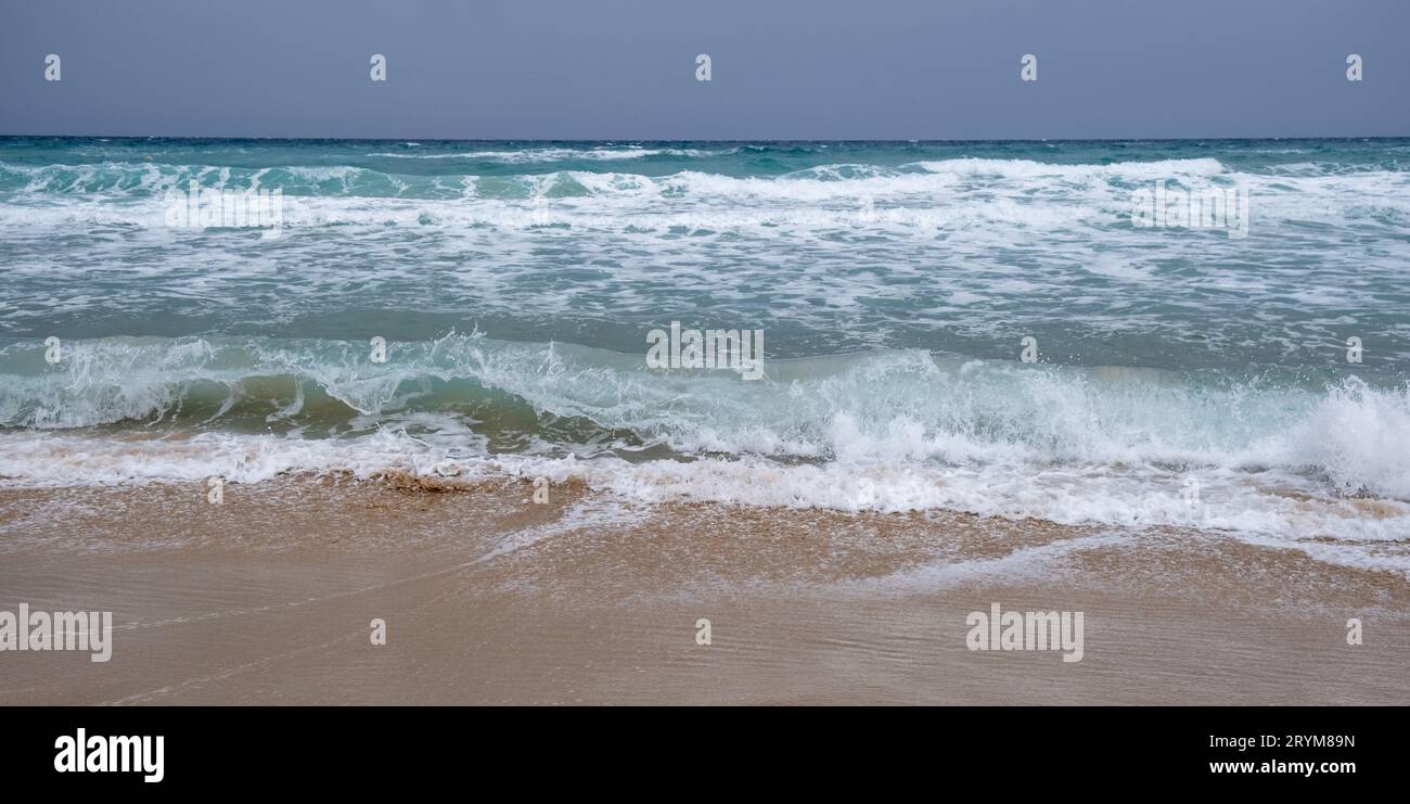 Holiday at the beach windy day at the beach hi-res stock photography ...