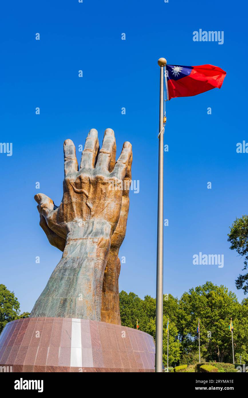 Sunny view of the Praying Hands of Oral Roberts University Oklahoma ...
