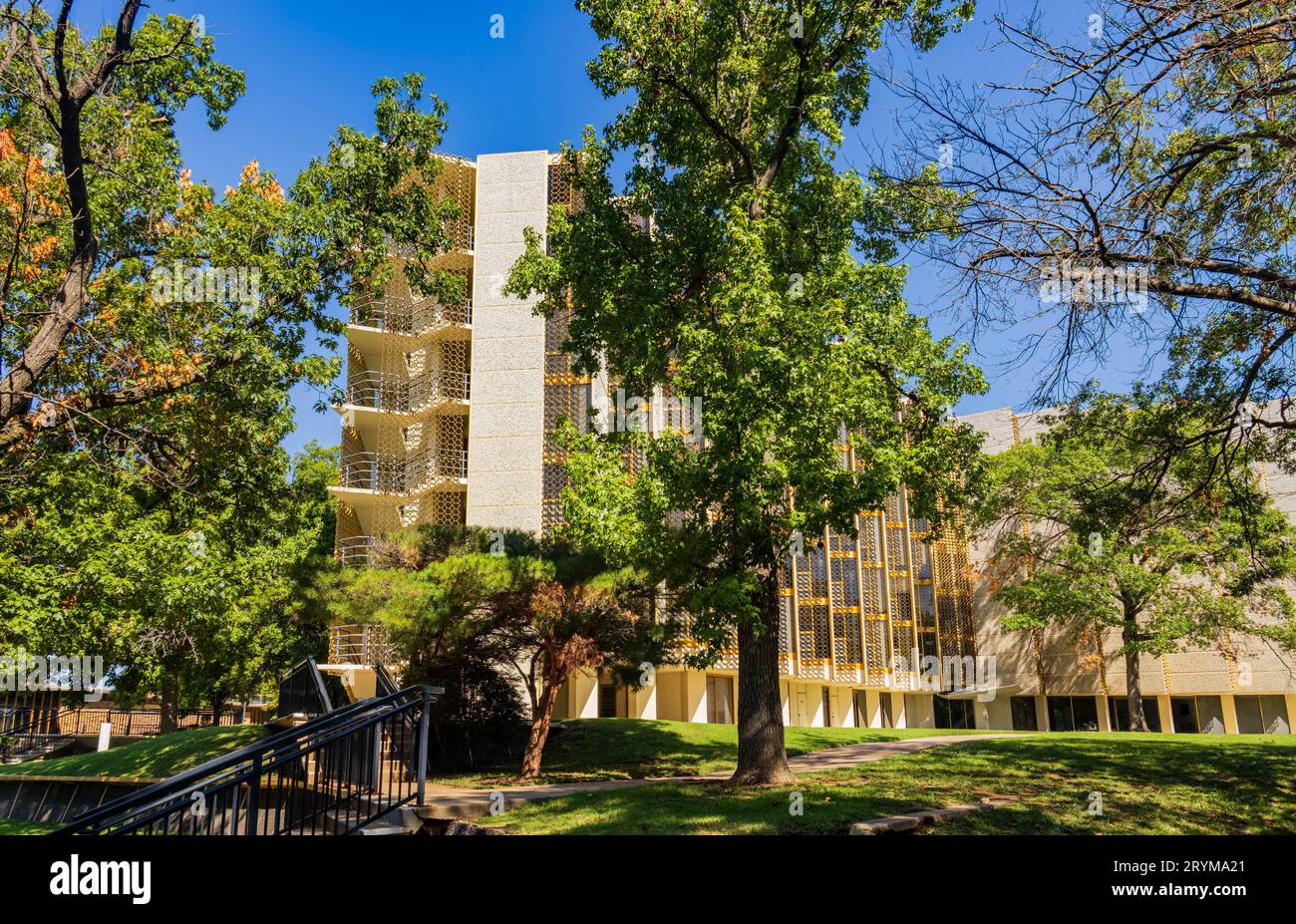 Oral roberts university hi-res stock photography and images - Alamy
