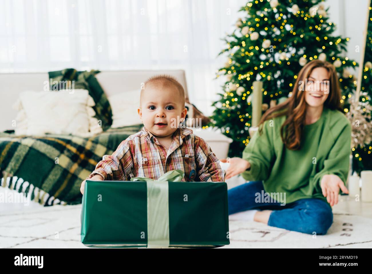 Child holding box hi-res stock photography and images - Alamy