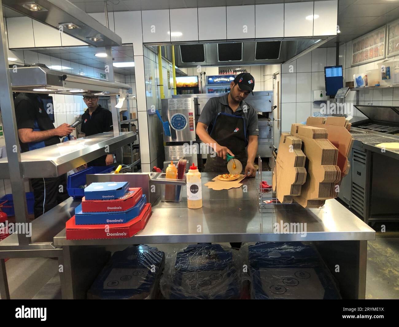 Kosher supermarket england hi-res stock photography and images - Alamy