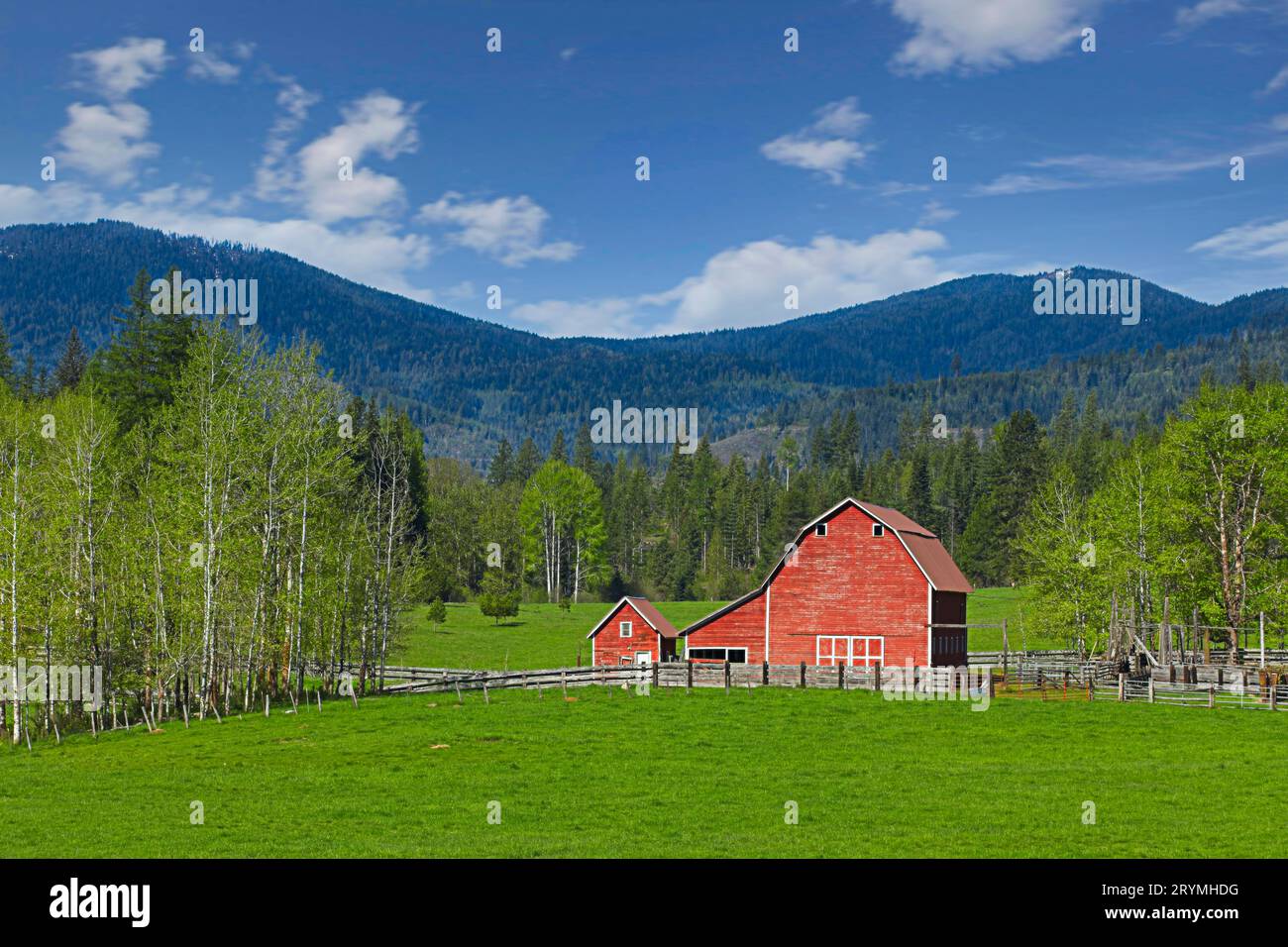 Spring view red farm building hi-res stock photography and images - Alamy