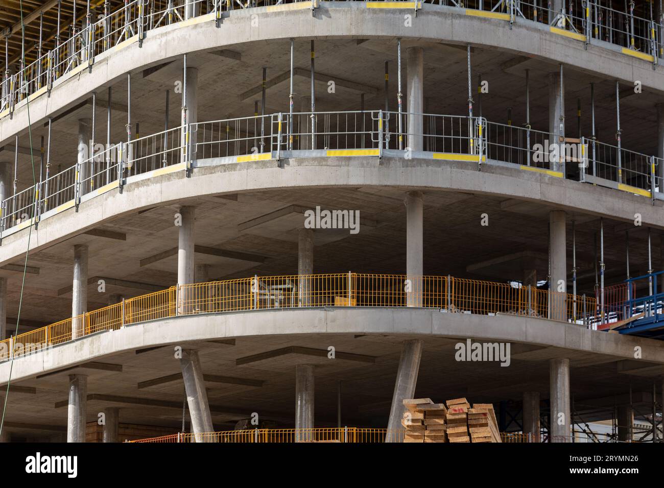 Estate concept, new Floor Architecture columns on Construction site ...