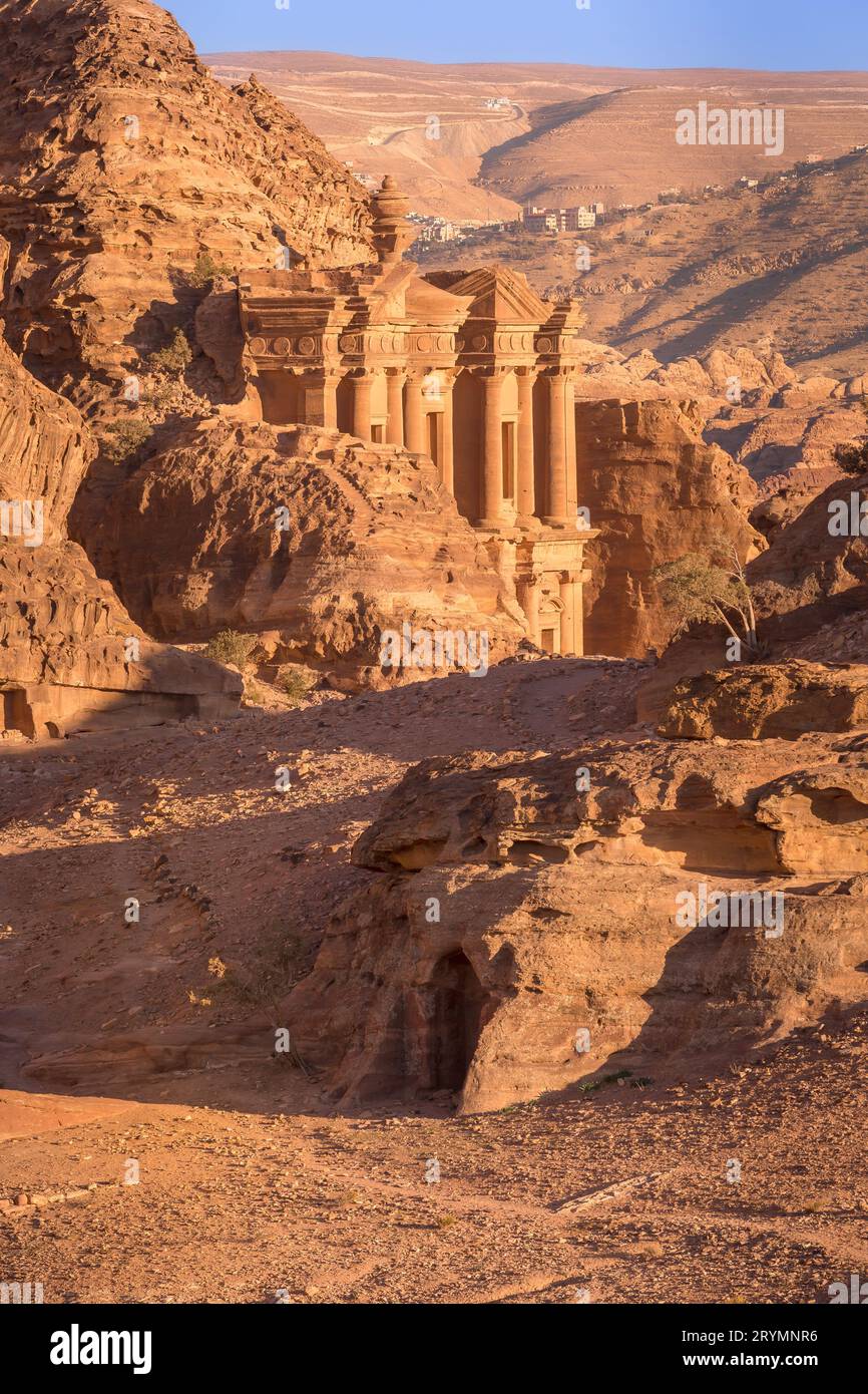 Al deir ad deir hi-res stock photography and images - Alamy