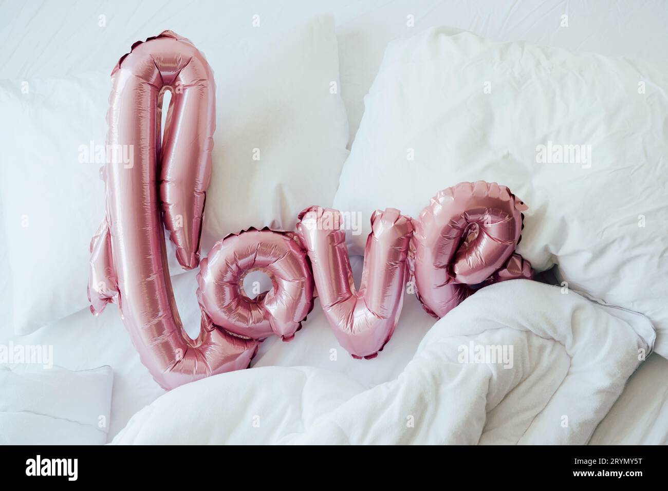 Large love sign hi-res stock photography and images - Alamy