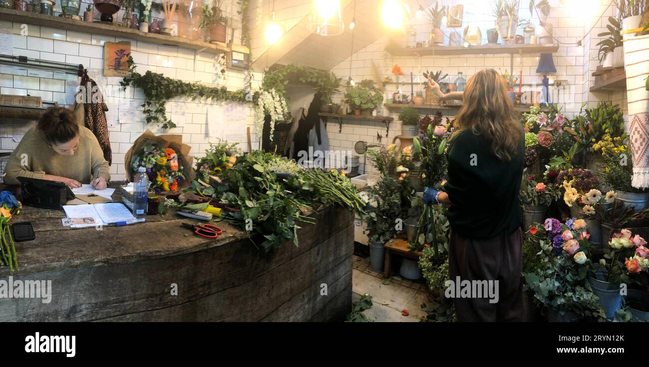 Mitzvas hi-res stock photography and images - Alamy