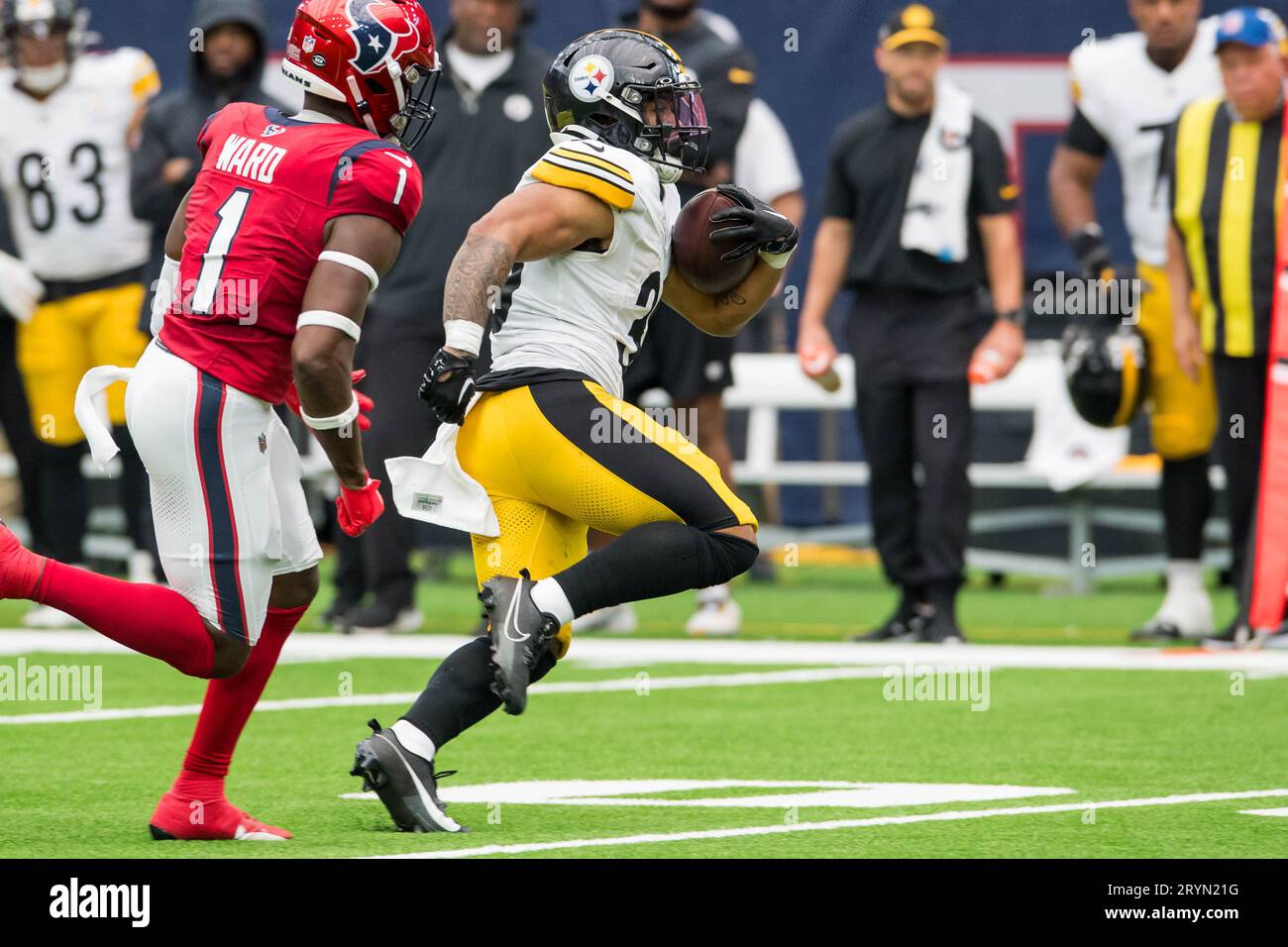 Warren ward football hi-res stock photography and images - Alamy