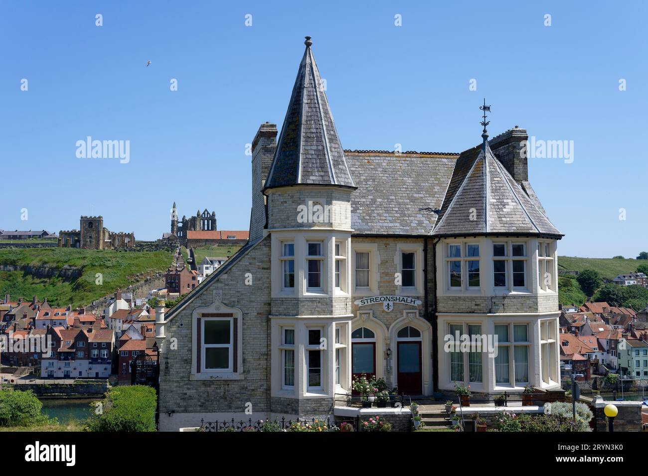 Streonshalh hi-res stock photography and images - Alamy