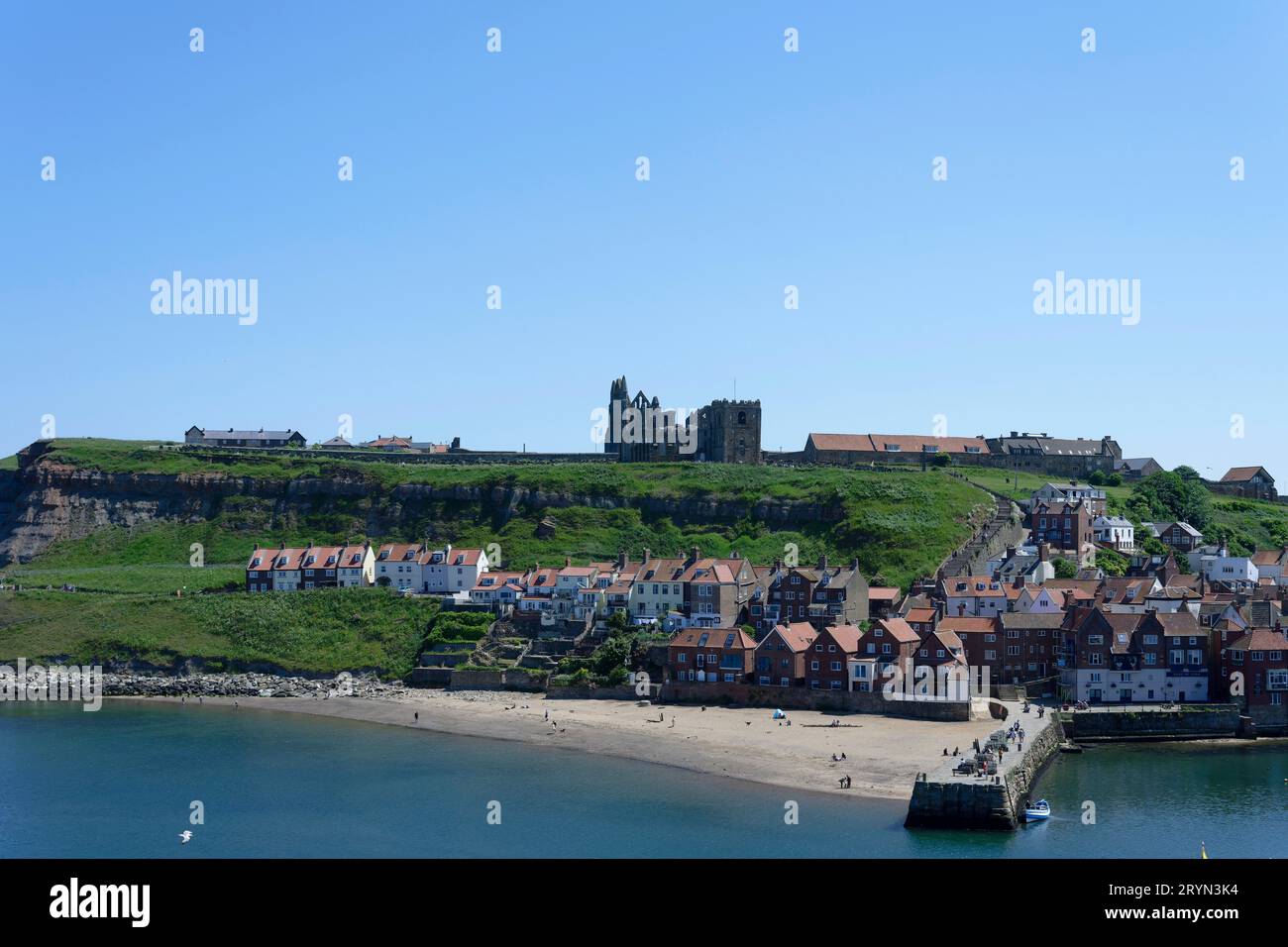 Skyline, Whitby Abbey, River Esk, Pier, Whitby, England, United Kingdom ...