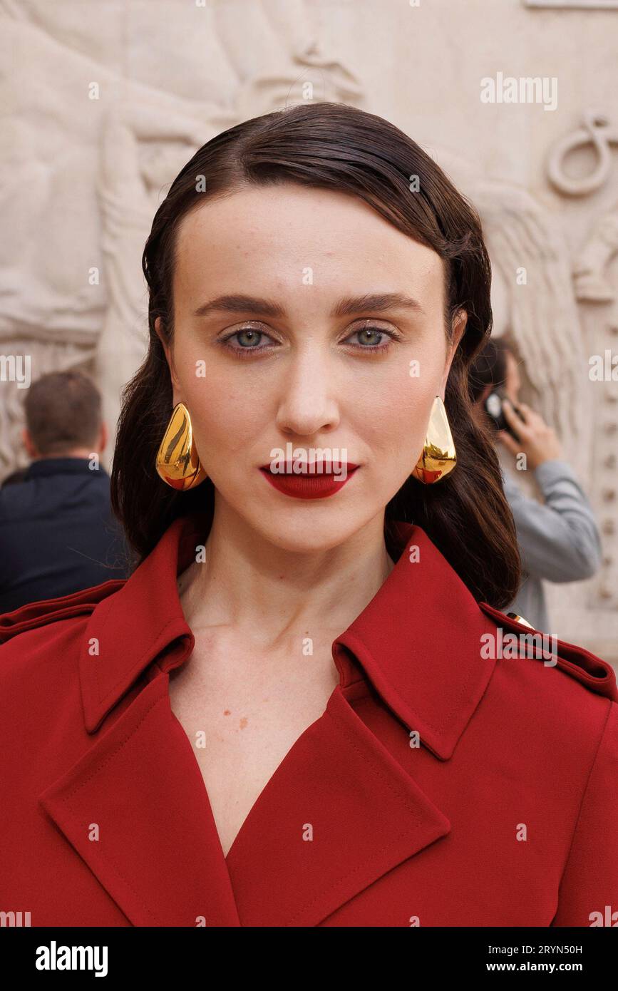 Mary Leest arrives for the Elie Saab Spring/Summer 2024 womenswear ...