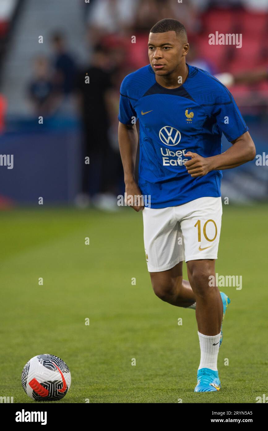Kylian MBAPPE France on the ball Stock Photo - Alamy