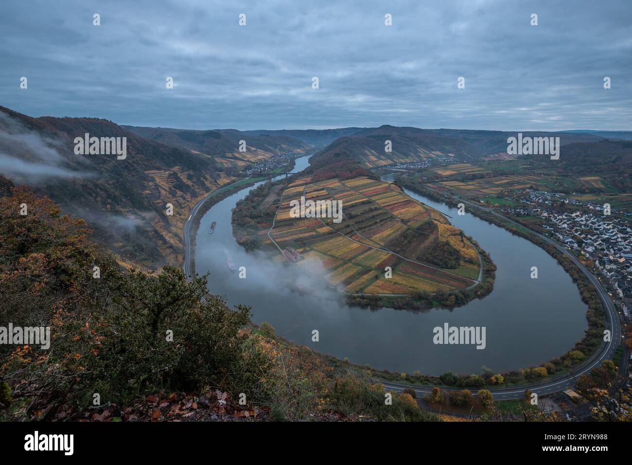 180 degree landscape hi-res stock photography and images - Alamy