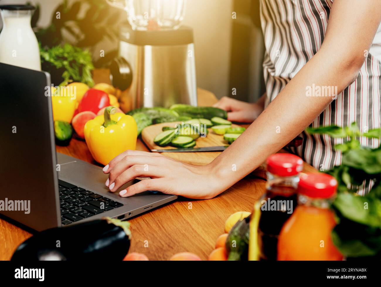 Woman reading instructions hi-res stock photography and images - Alamy