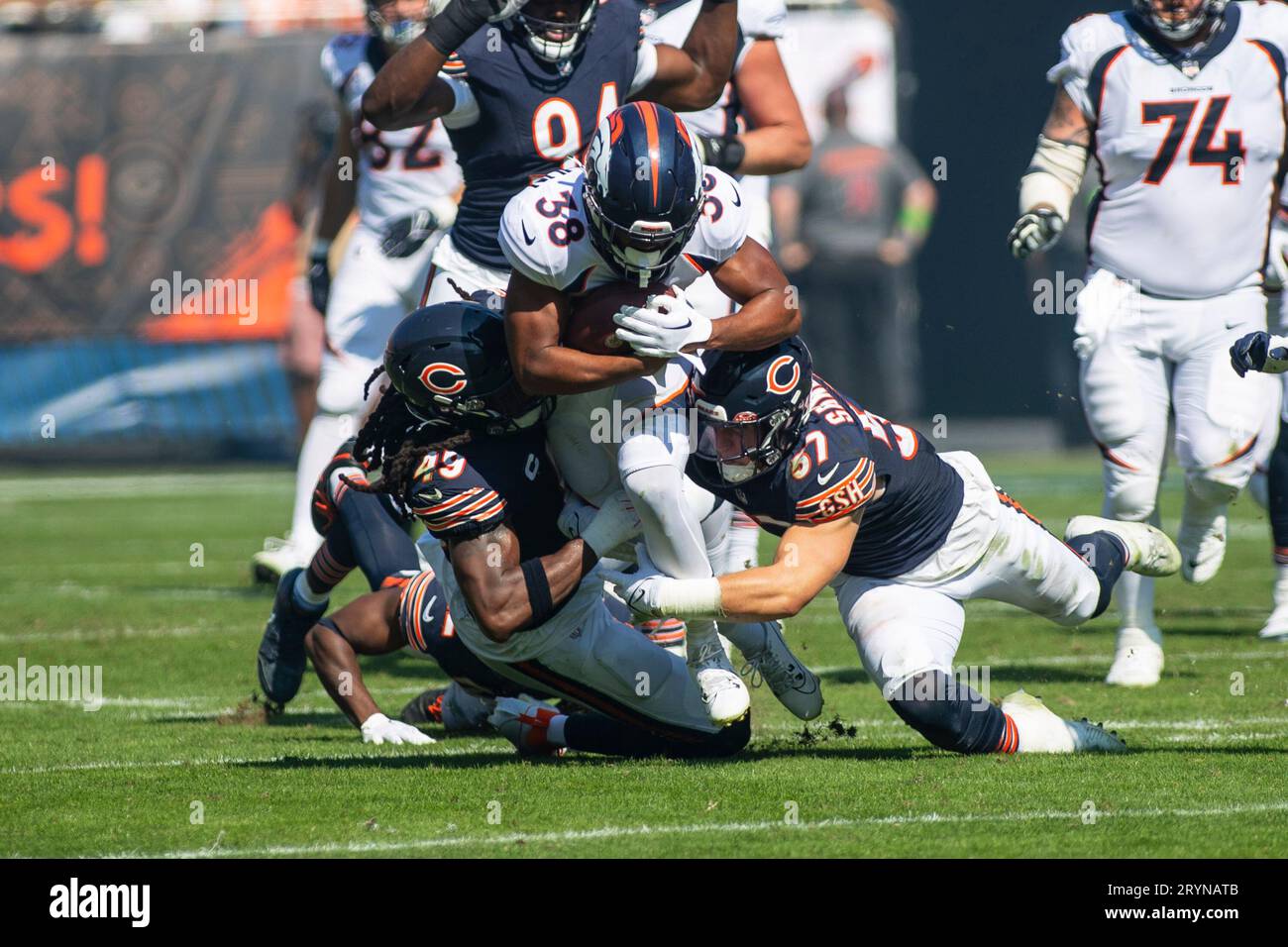 Tremaine edmunds chicago bears hi-res stock photography and images - Alamy