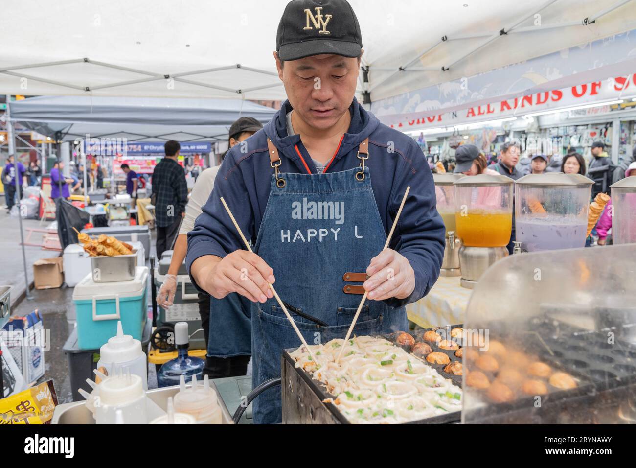 People celebrate Mid-Autumn Festival known as Moon Festival in ...