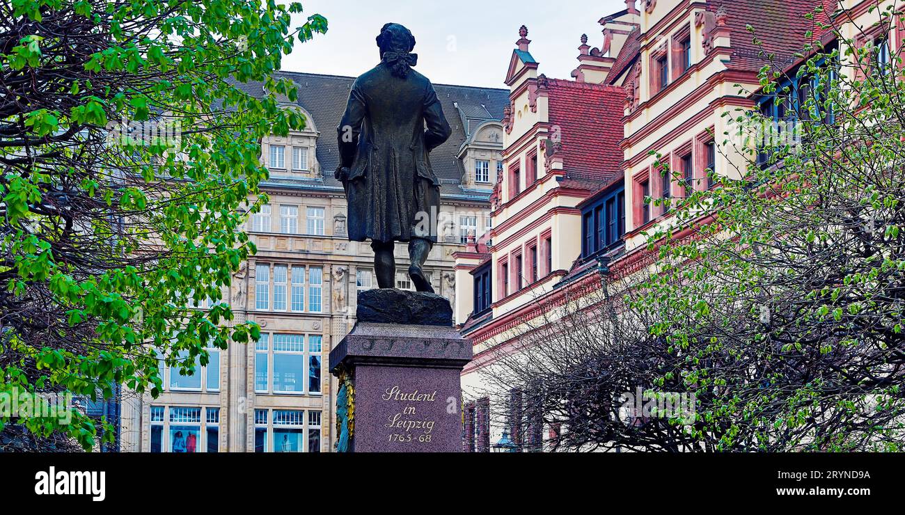 Bronze statue of the Goethe monument on the Naschmarkt, Leipzig, Saxony ...