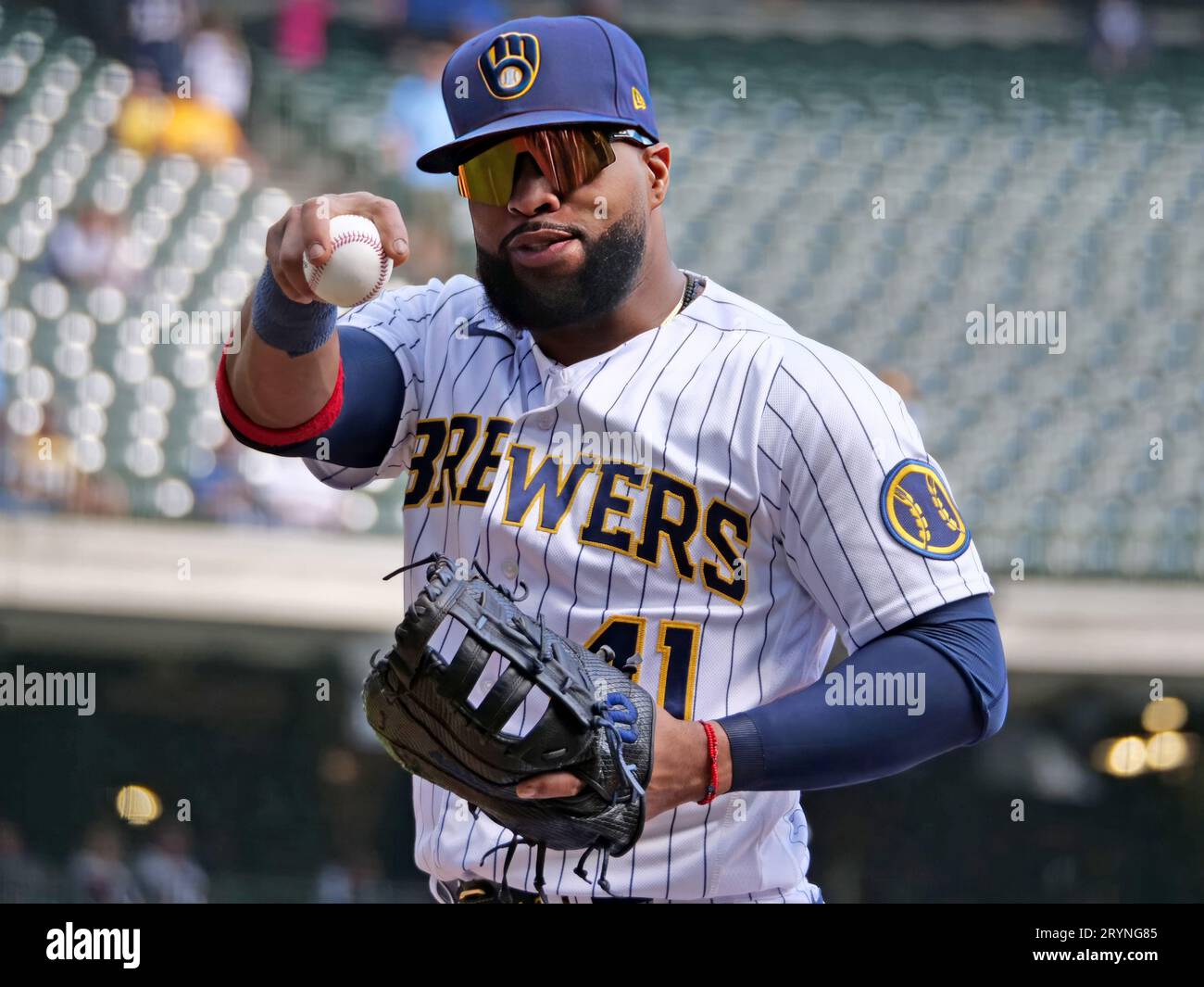 Milwaukee, WI USA; Milwaukee Brewers first baseman Carlos Santana (41 ...