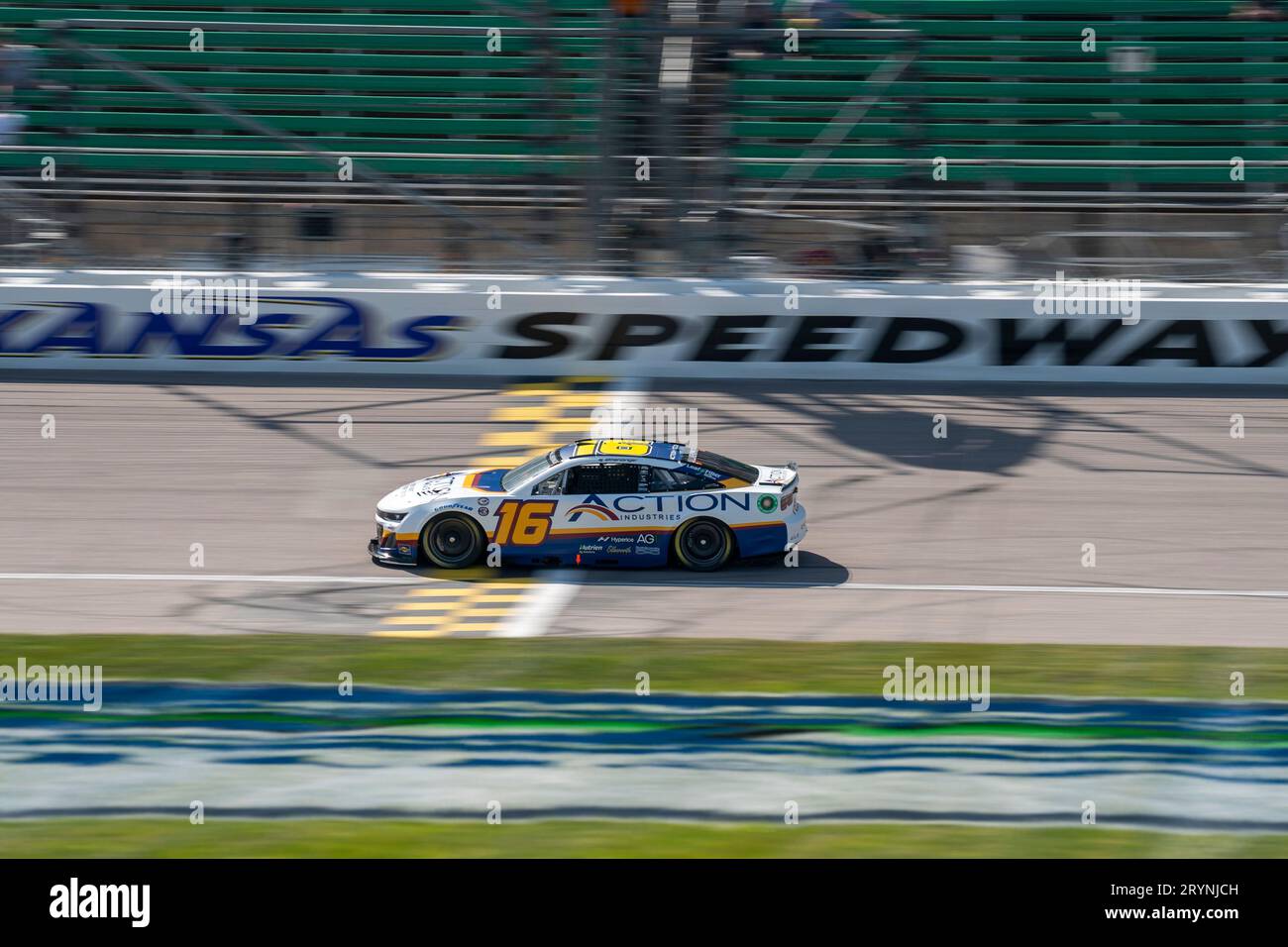 NASCAR Cup Series : May 06 ADVENT Health 400 Stock Photo - Alamy