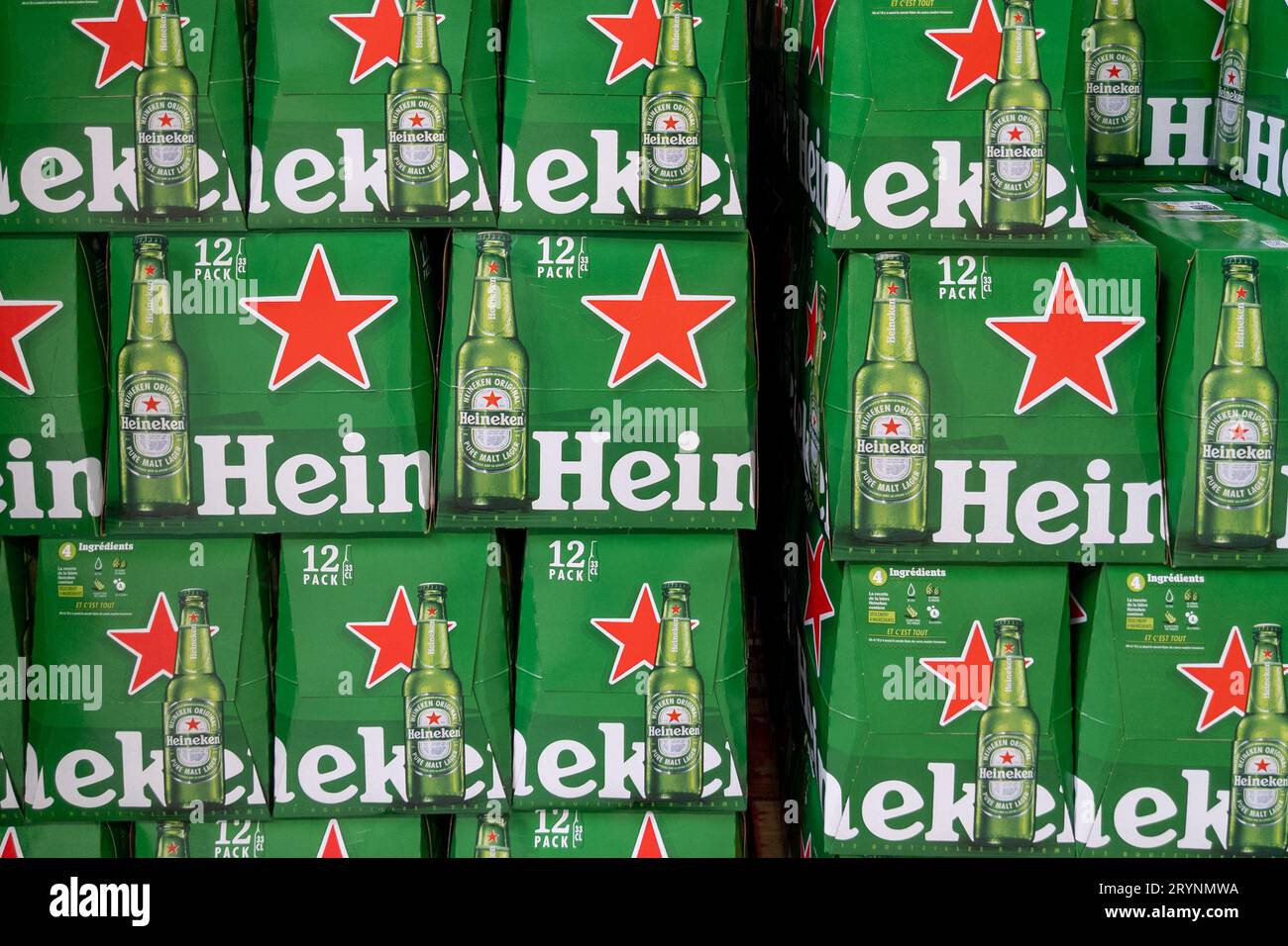 Heineken emblem hi-res stock photography and images - Alamy