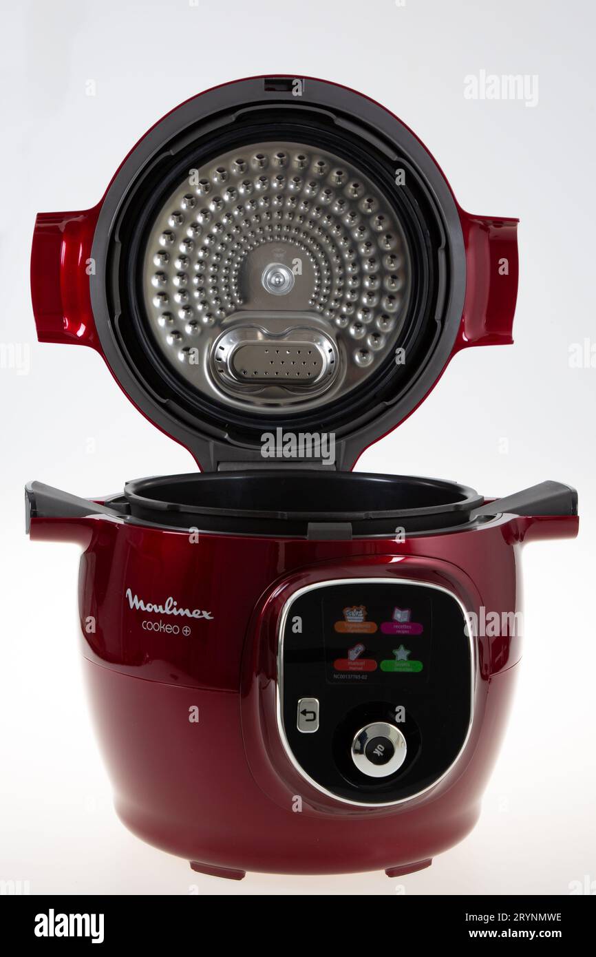 Bordeaux , France - 09 22 2023 : Moulinex Cookeo Multicooker brand sign ...