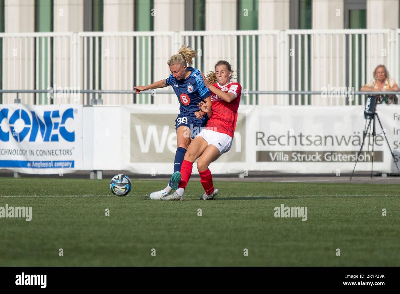Gütersloh, Deutschland 01. Oktober 2023: 2.BL - Frauen - 2023/2024 ...