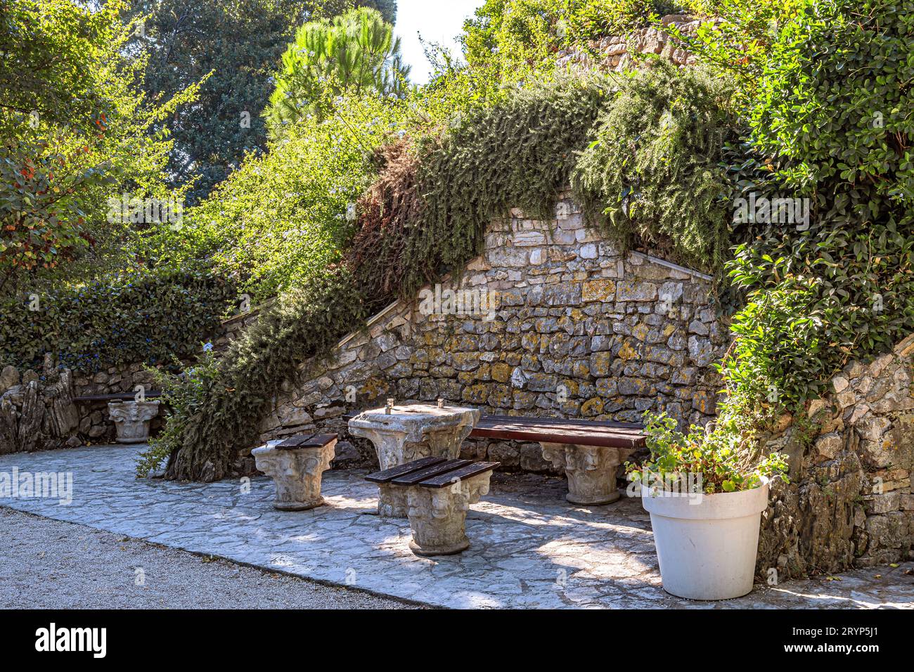 CROATIA : ZADAR - QUEEN JELENA MADIJEVKA PARK Stock Photo - Alamy