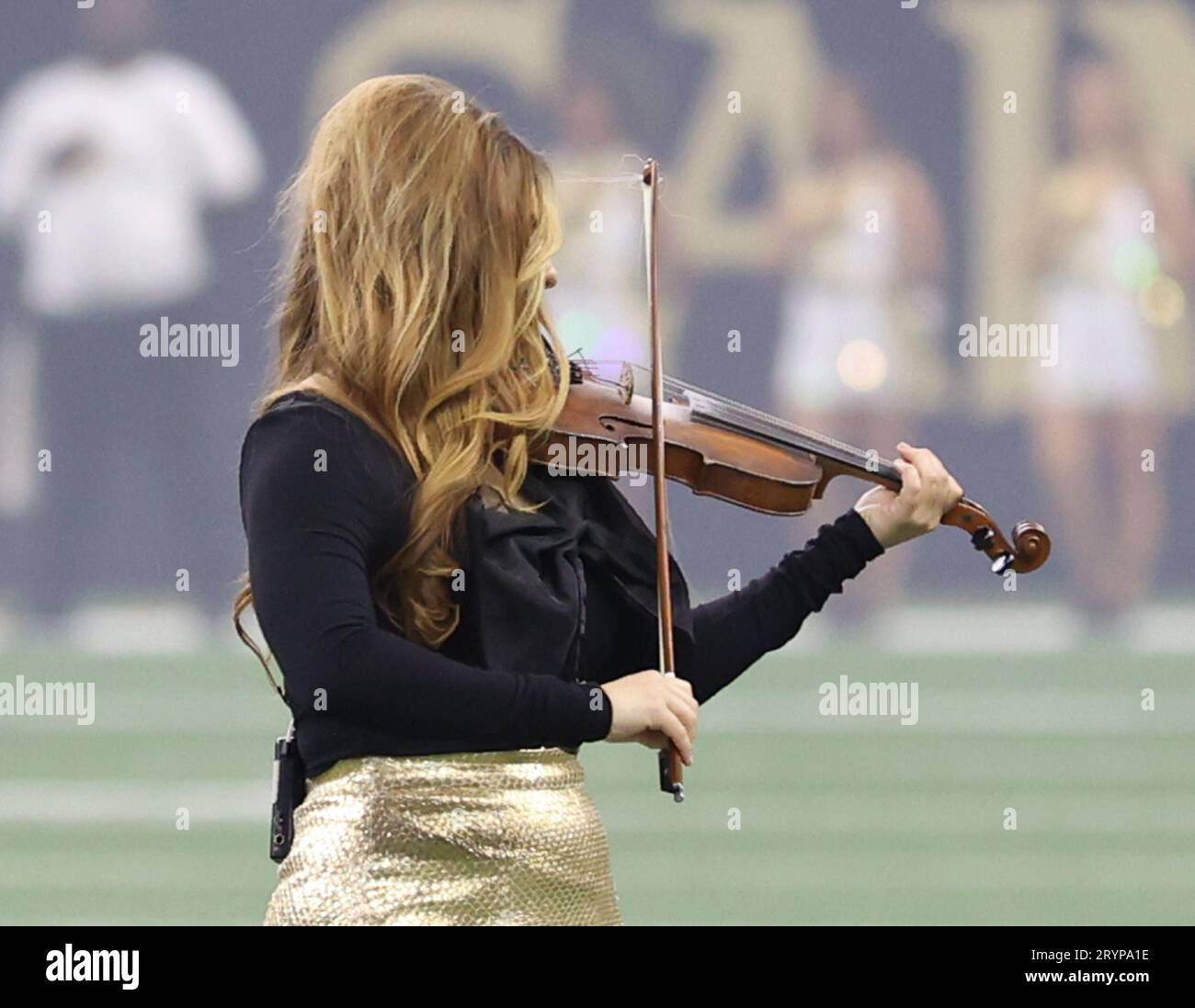 New Orleans, USA. 01st Oct, 2023. Violinist Amanda Shaw performs the ...