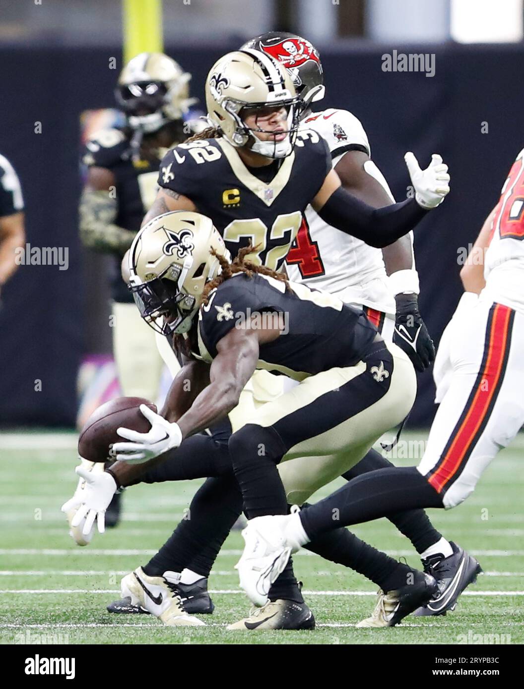 Johnathan abram hi-res stock photography and images - Alamy