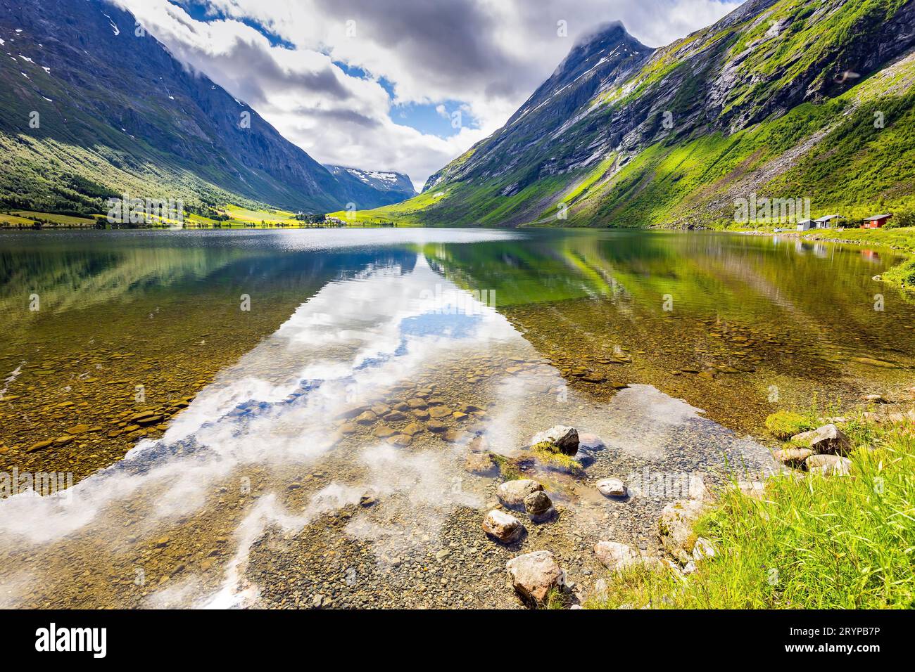 Calm green water reflects hi-res stock photography and images - Alamy