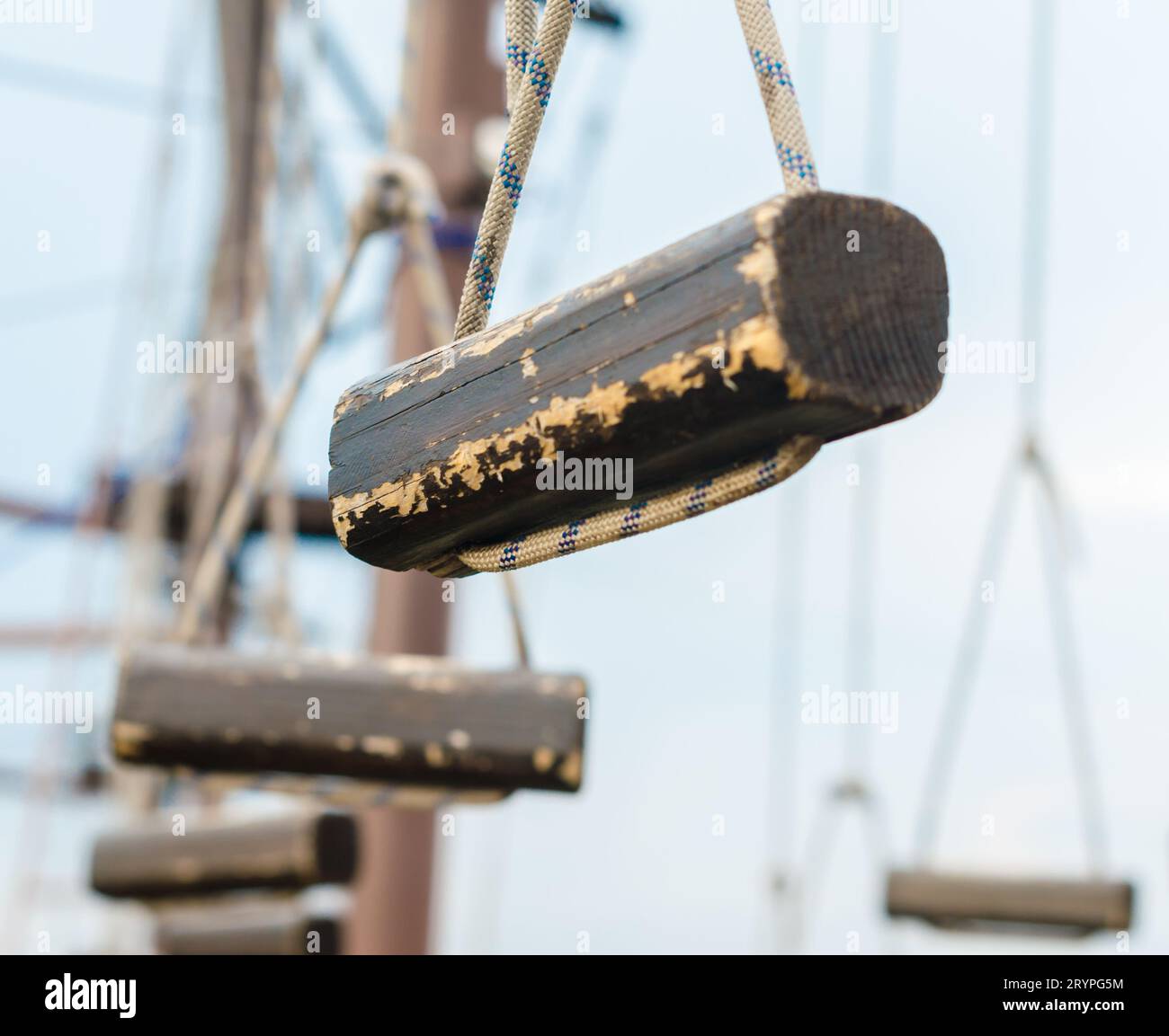 Suspended rope hi-res stock photography and images - Alamy