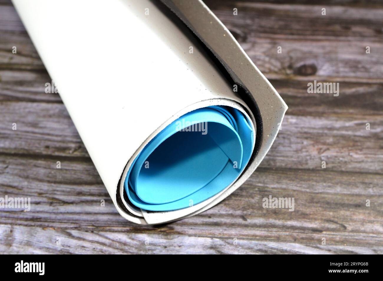 Sponge rolls hi-res stock photography and images - Alamy