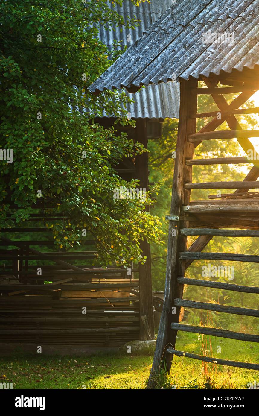 Summer farm house hi-res stock photography and images - Alamy