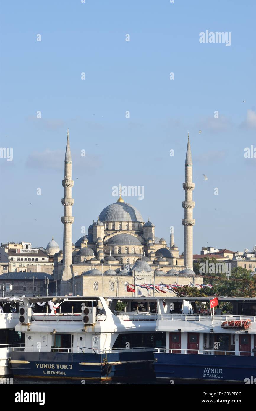 exterior view of mosques in Istanbul Stock Photo - Alamy