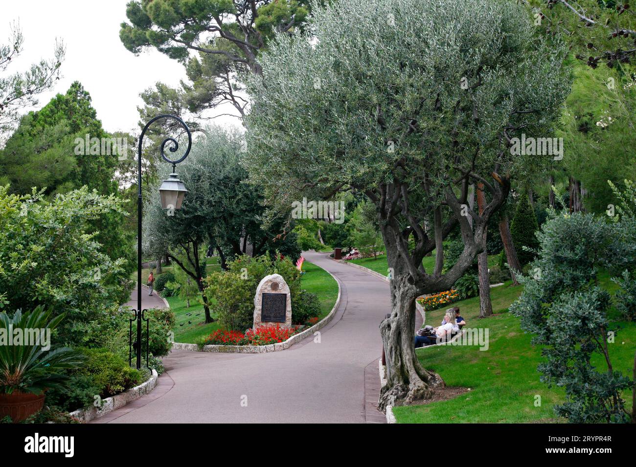 Saint martins gardens hi-res stock photography and images - Alamy
