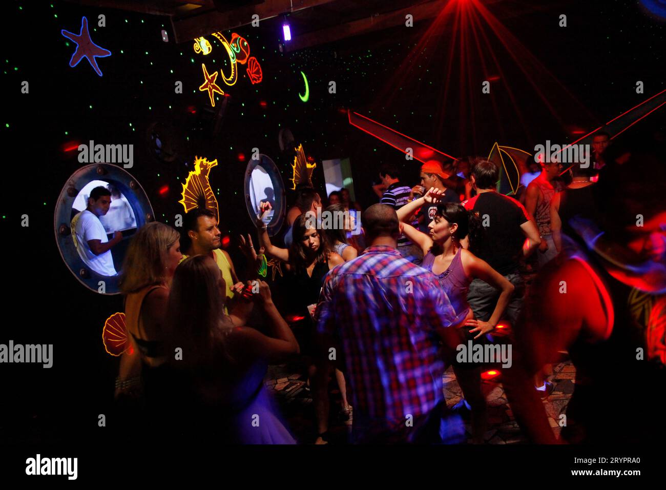 Brazil dance bar hi-res stock photography and images - Alamy